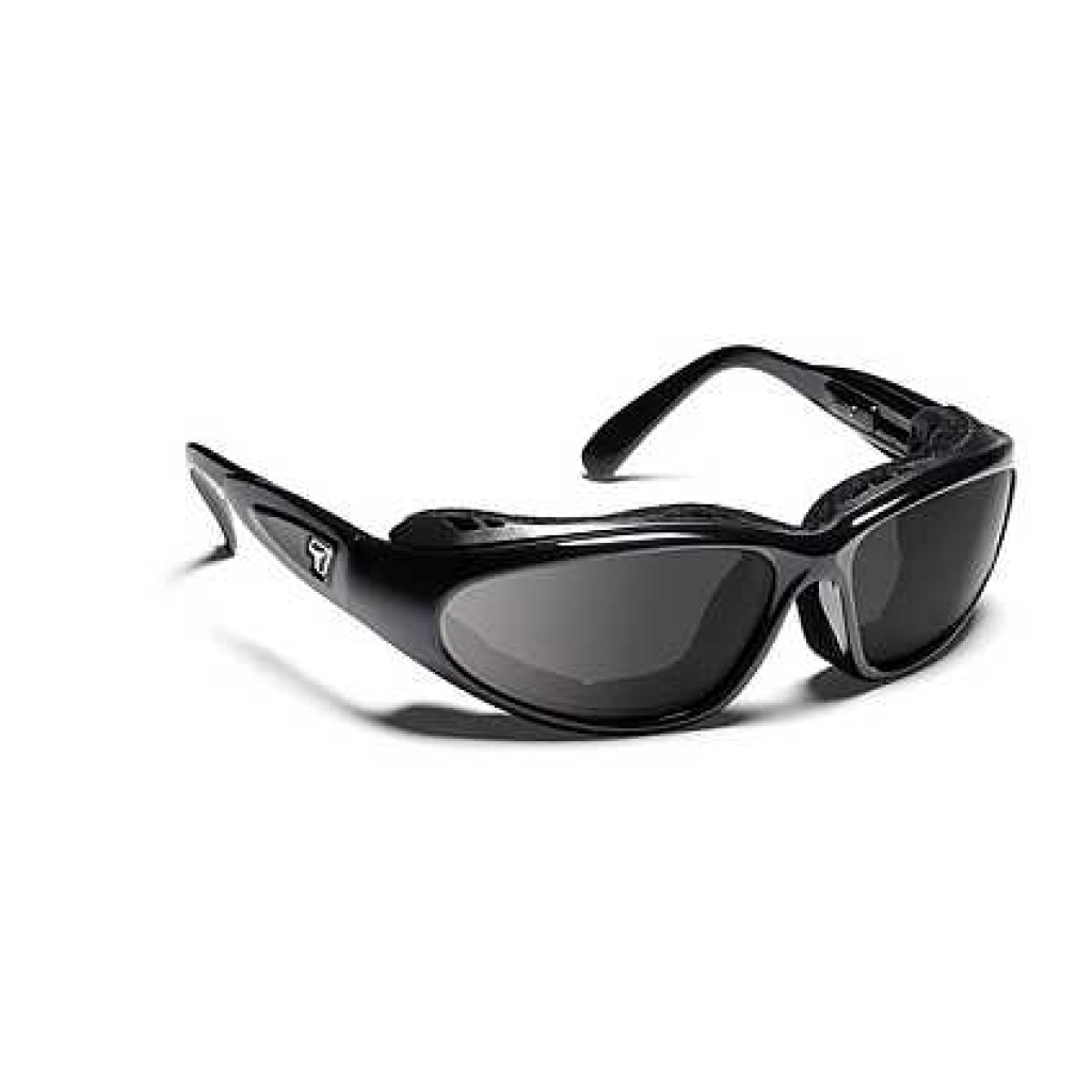 7Eye Cape Sunglasses that Perform Like Goggles